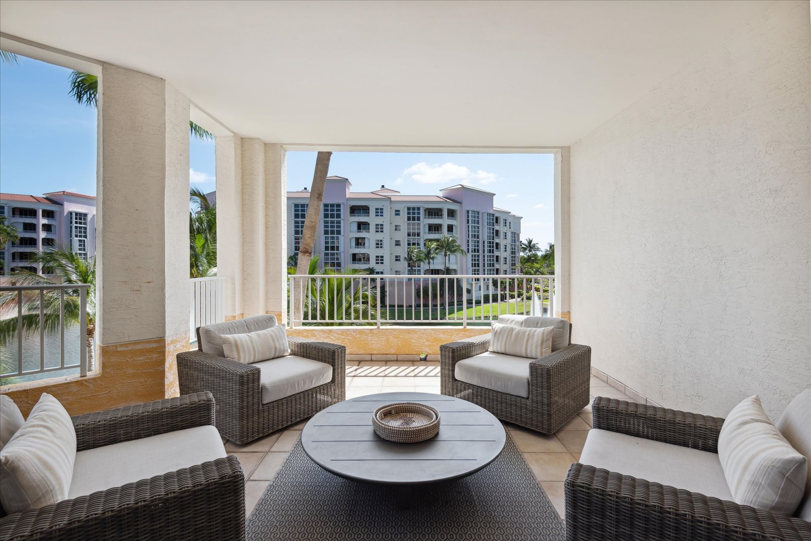 1 Listings – Ocean Club Realty Inc.